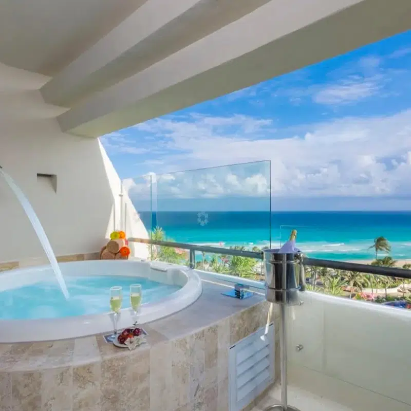 Top Cancun Spring Break Party Hotels 2025 | Cancun Hotel Zone