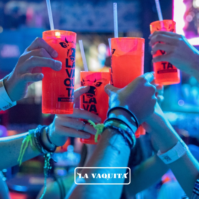 Cancun Bars | Feel Summer